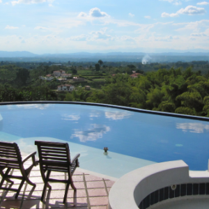 Coffee farm Colombia| staying in a coffee farm | hacienda Calarca